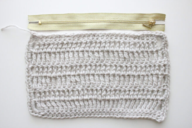 Treble Crochet Zip Pouch TUTORIAL