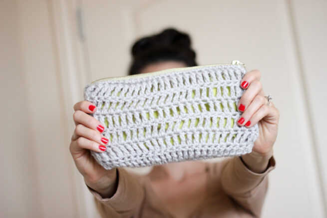 Treble Crochet Zip Pouch TUTORIAL