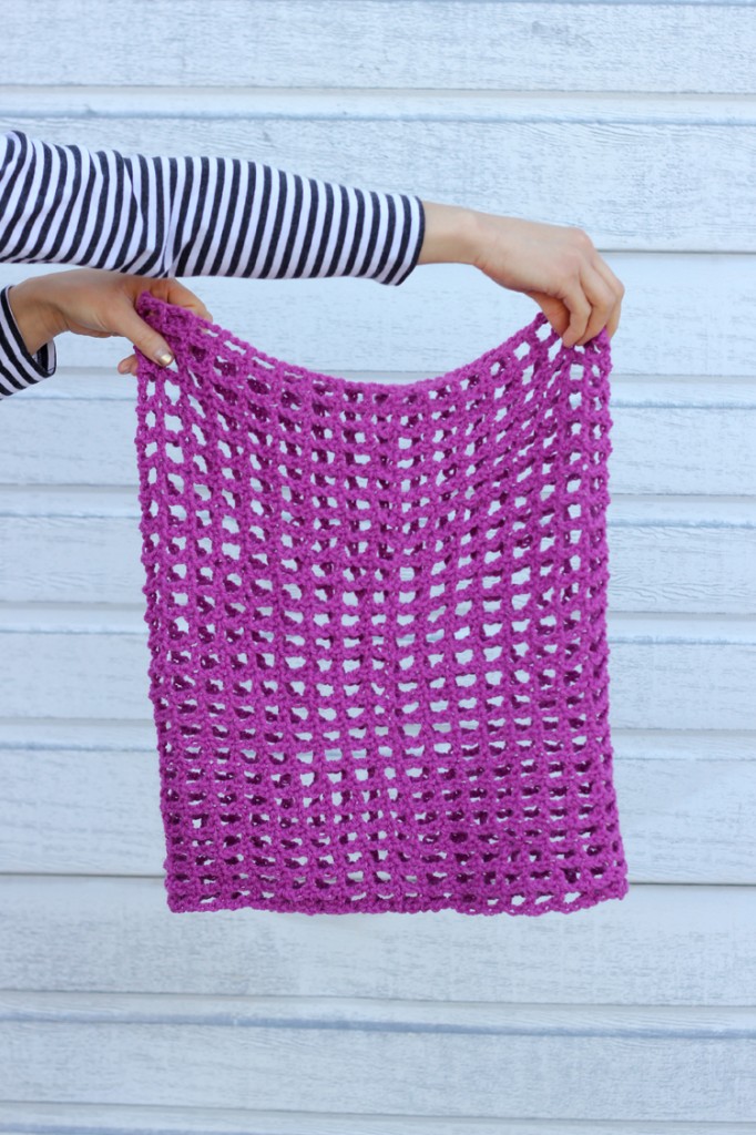 Mesh Cowl Scarf – FREE Crochet Pattern + Tutorial!