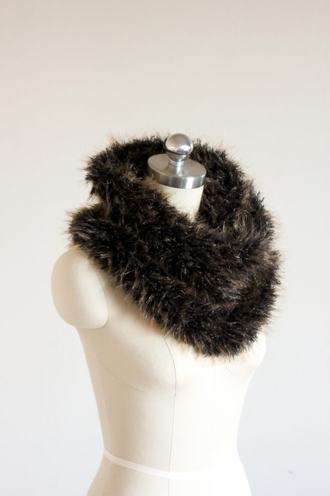 Crochet Fur Scarf – FREE PATTERN