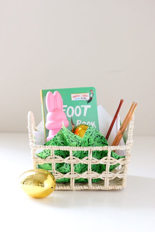 Easter Grass Wrapping Paper – free printables!