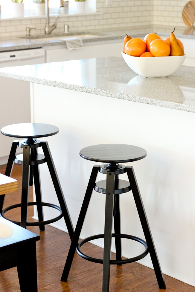 Plywood Hair Pin Leg Dining Table