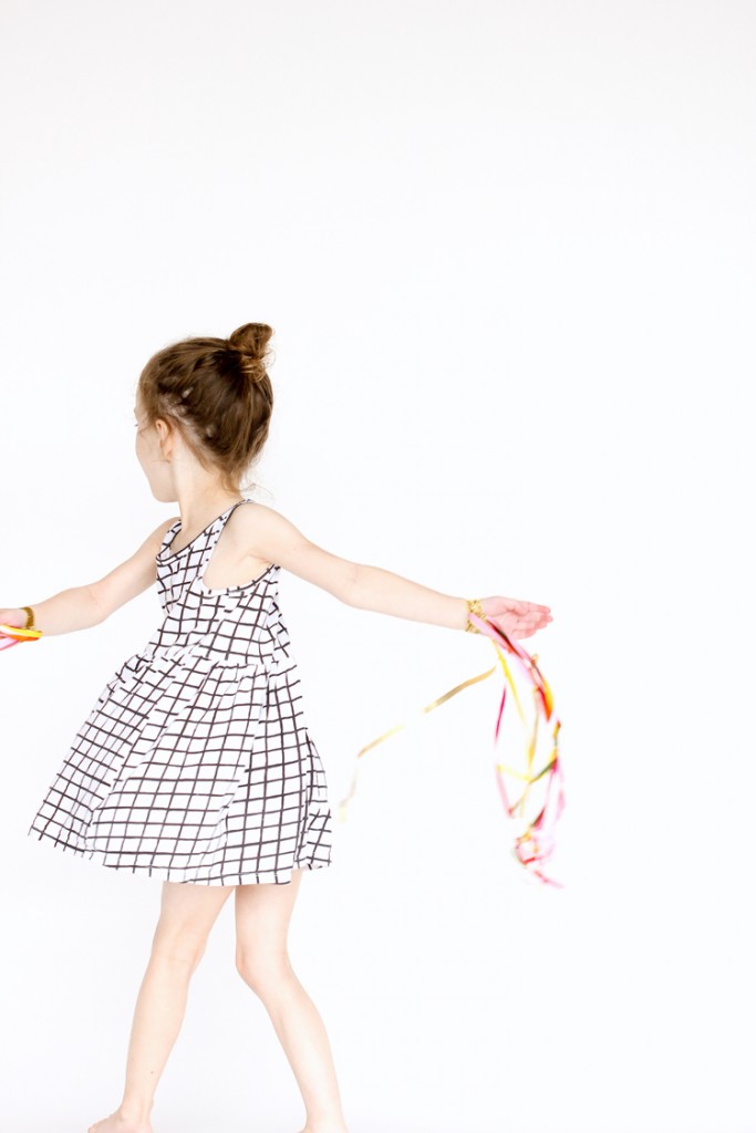 DIY Dancing Ribbon Rings