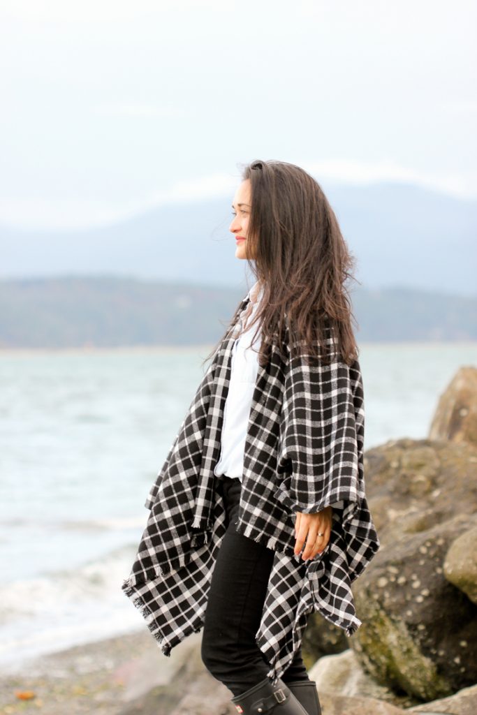 Easy Cape Scarf // sewing tutorial
