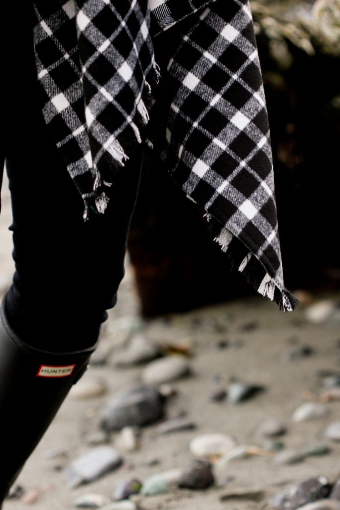 Easy Cape Scarf // sewing tutorial