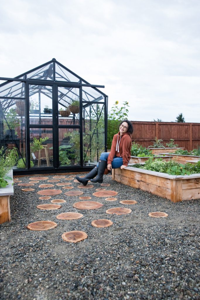 Creating a Wood Round Path