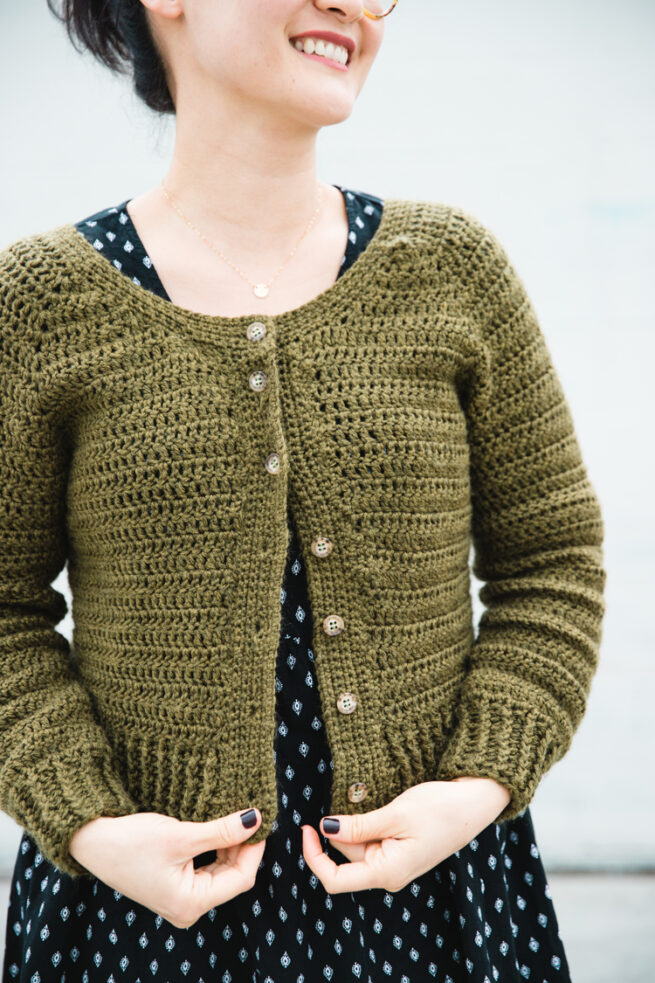 Simple Raglan Cardigan – Free Crochet Pattern
