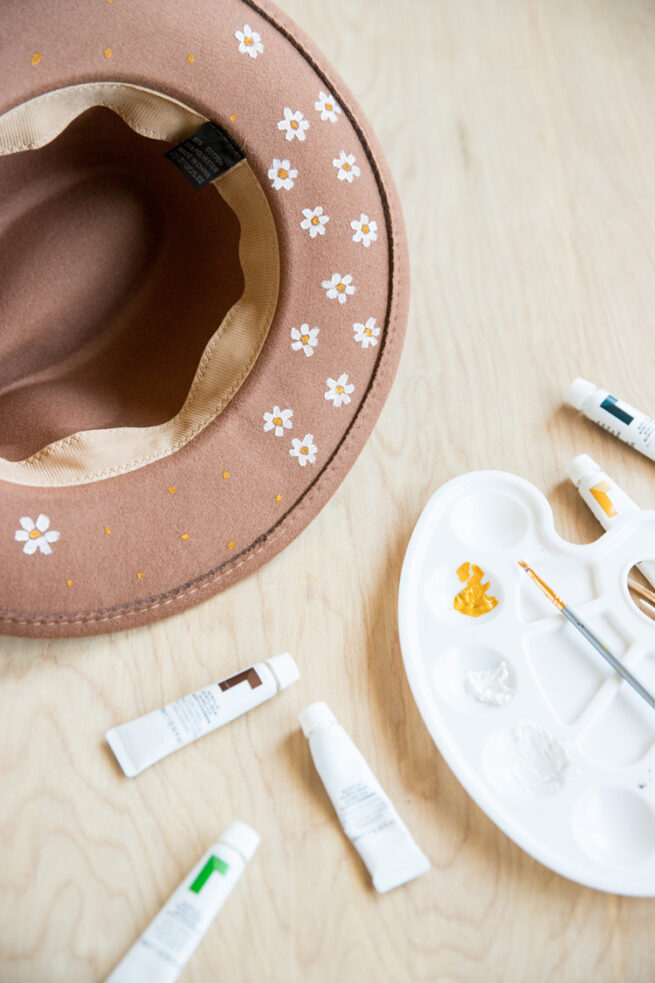 Easy Painted Daisy Hat