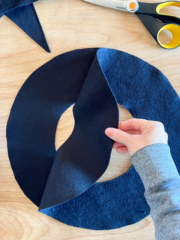 Basic Witch Hat – Free Pattern & Tutorial