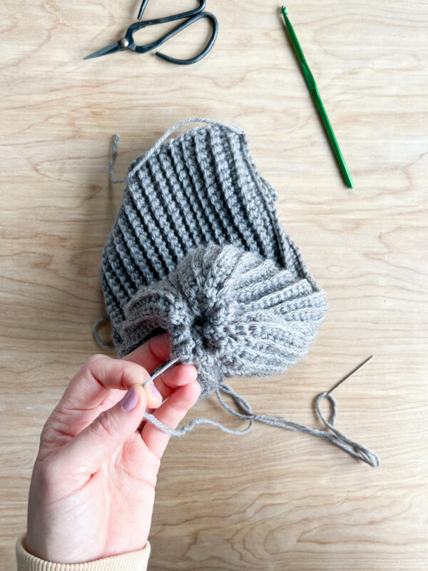 Basic SC Beanie – Free Pattern & Video Tutorial