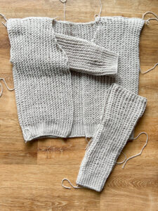 Button up Cardigan Sweater – Free Crochet Pattern sizes XXS-XXL