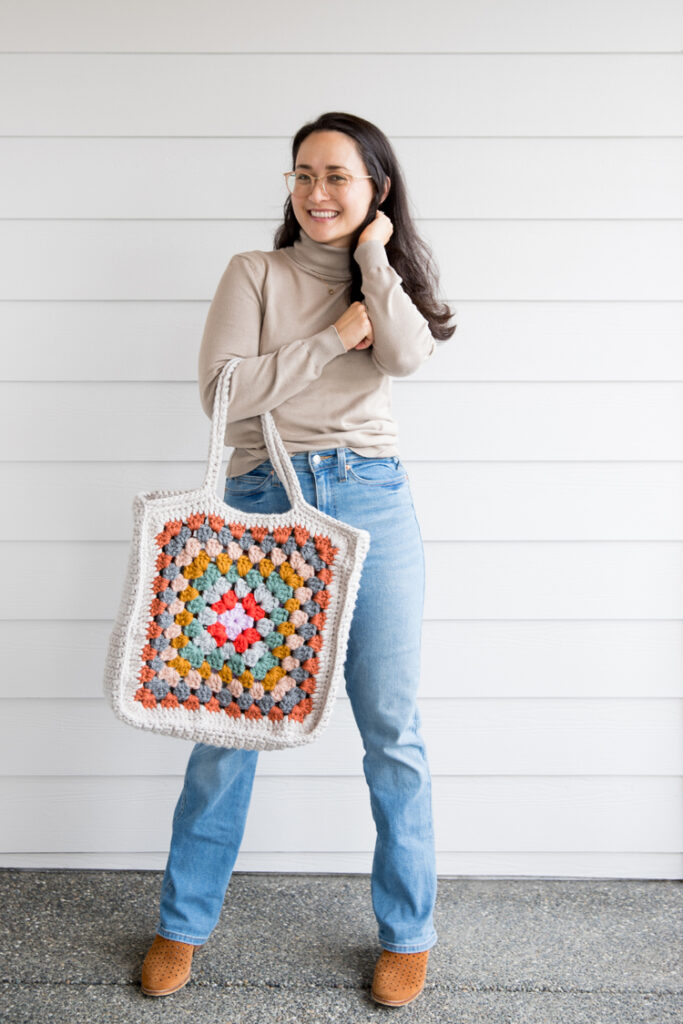 Granny Square Tote – free pattern & tutorial