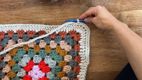 Granny Square Tote – free pattern & tutorial