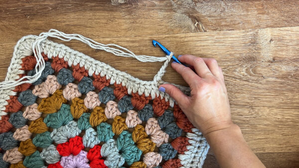 Granny Square Tote – free pattern & tutorial