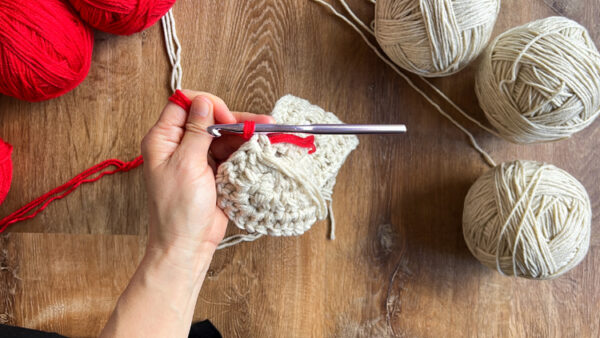 Windowpane Crochet Tote – Free Pattern and Tutorial