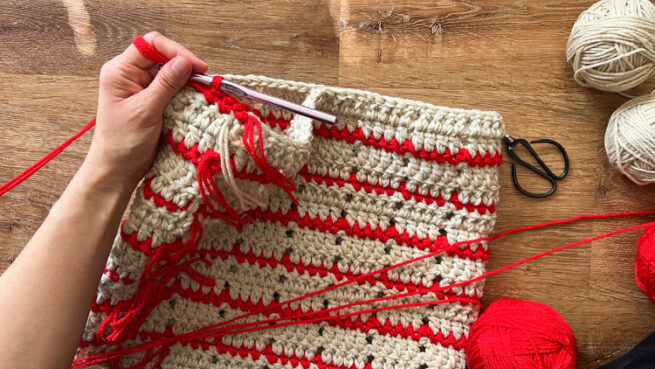 Windowpane Crochet Tote – Free Pattern and Tutorial