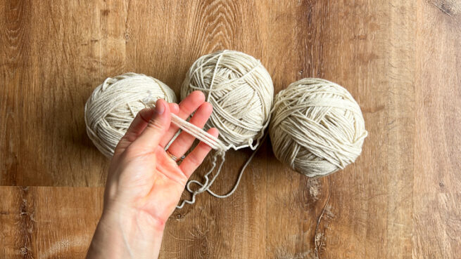 Windowpane Crochet Tote – Free Pattern and Tutorial