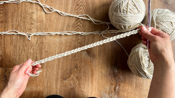 Windowpane Crochet Tote – Free Pattern and Tutorial